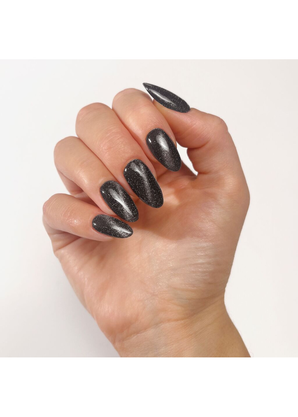 Carbon Cat-Eye Gel Polish – Black Velvet with Reflective Glitter | The ...